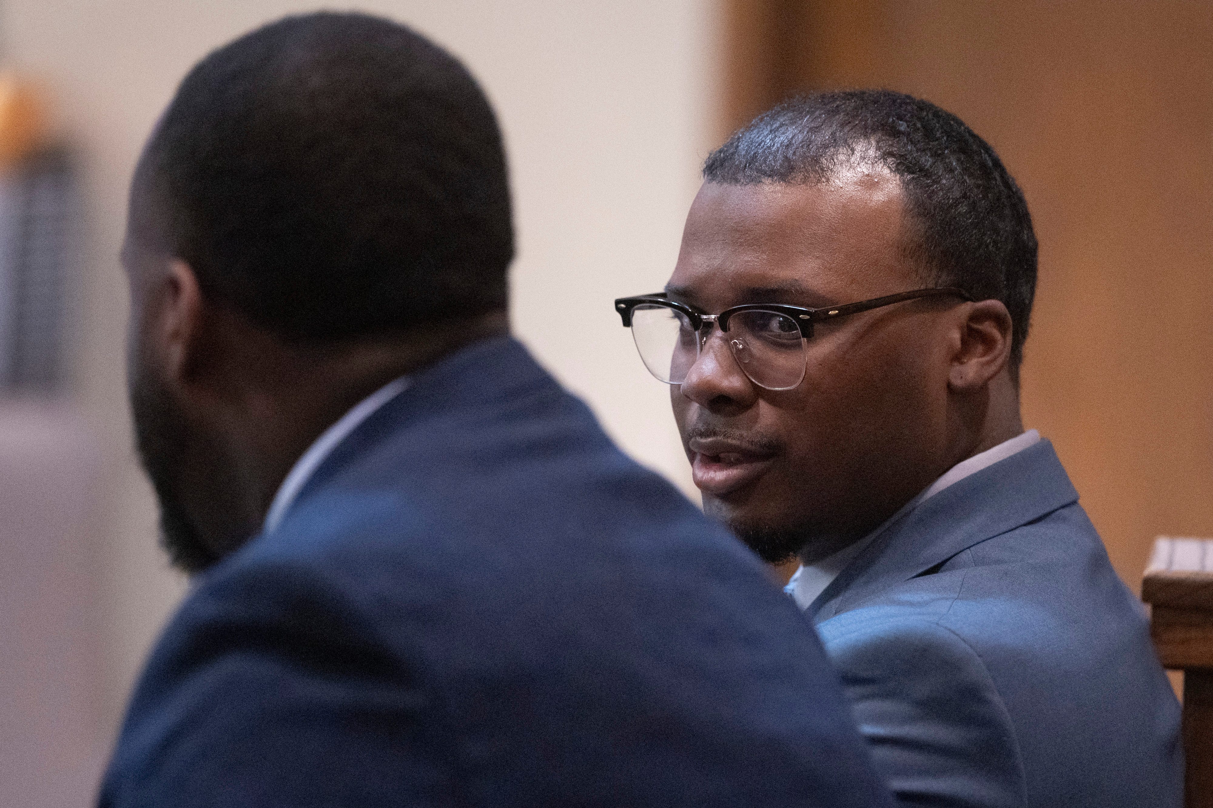 Day 3 of Tyre Nichols trial: Defense calls witnesses, pokes holes in ...