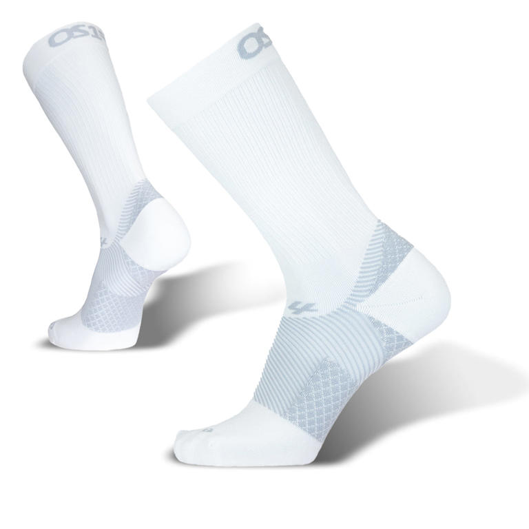 The best socks for plantar fasciitis, according to podiatrists and editors