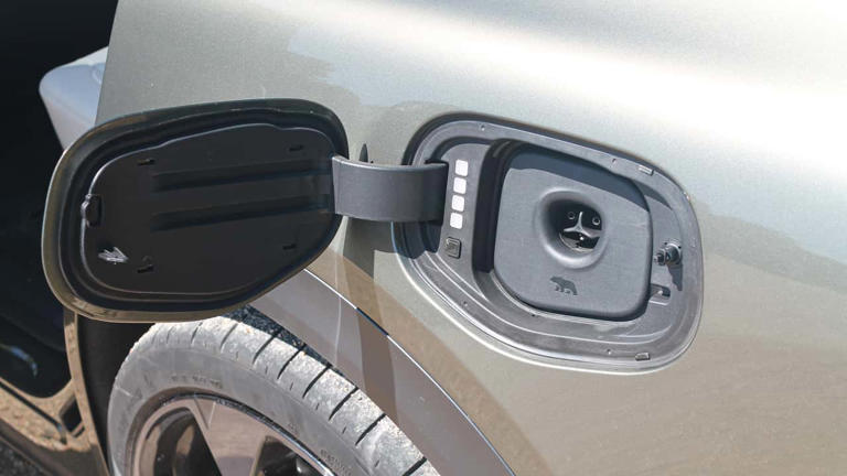 All EA FC Mobile TOTS Week 1 Icons and how to claim them