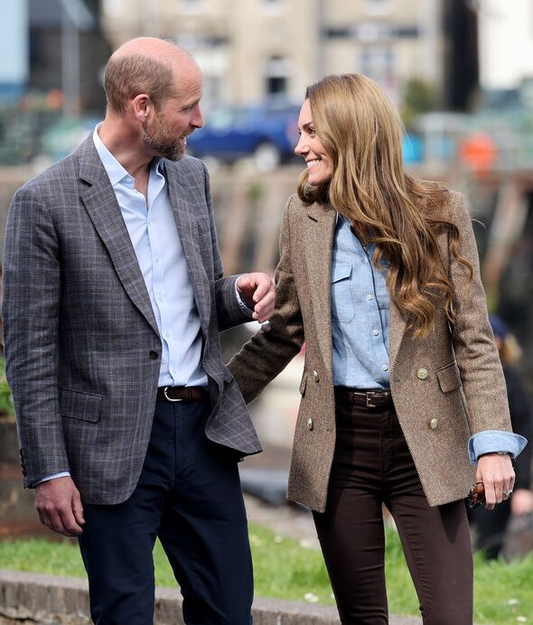 Princess Kate's 'flirty' gesture which proves her and William still in ...