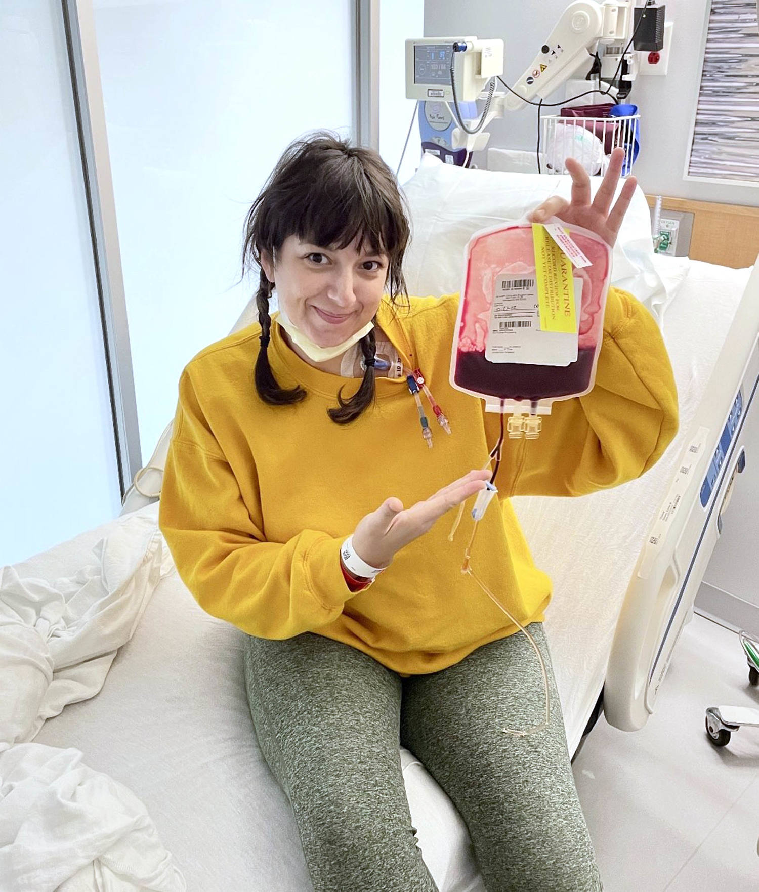 Woman, 36, with Stage 4, incurable colon cancer now cancer-free thanks ...