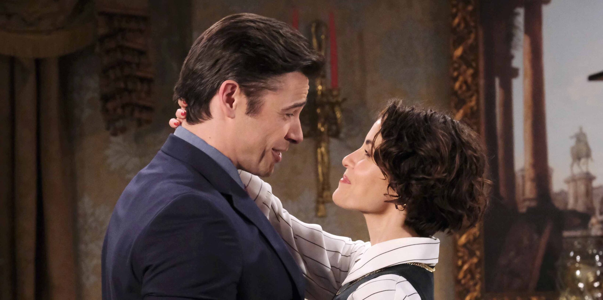 DAYS's Linsey Godfrey Says 'Xander Is Putty in Sarah's Hands' (Exclusive)