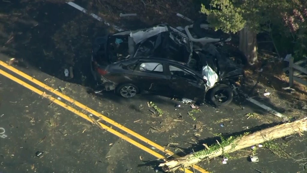 3 injured after being ejected from stolen car following crash in New ...