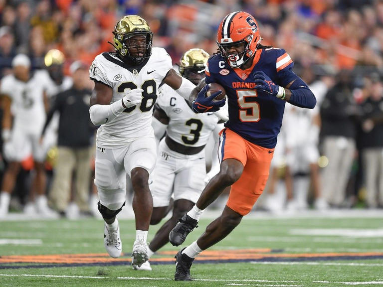 Calgary Stampeders grab tall, speedy receiver Damien Alford with top ...