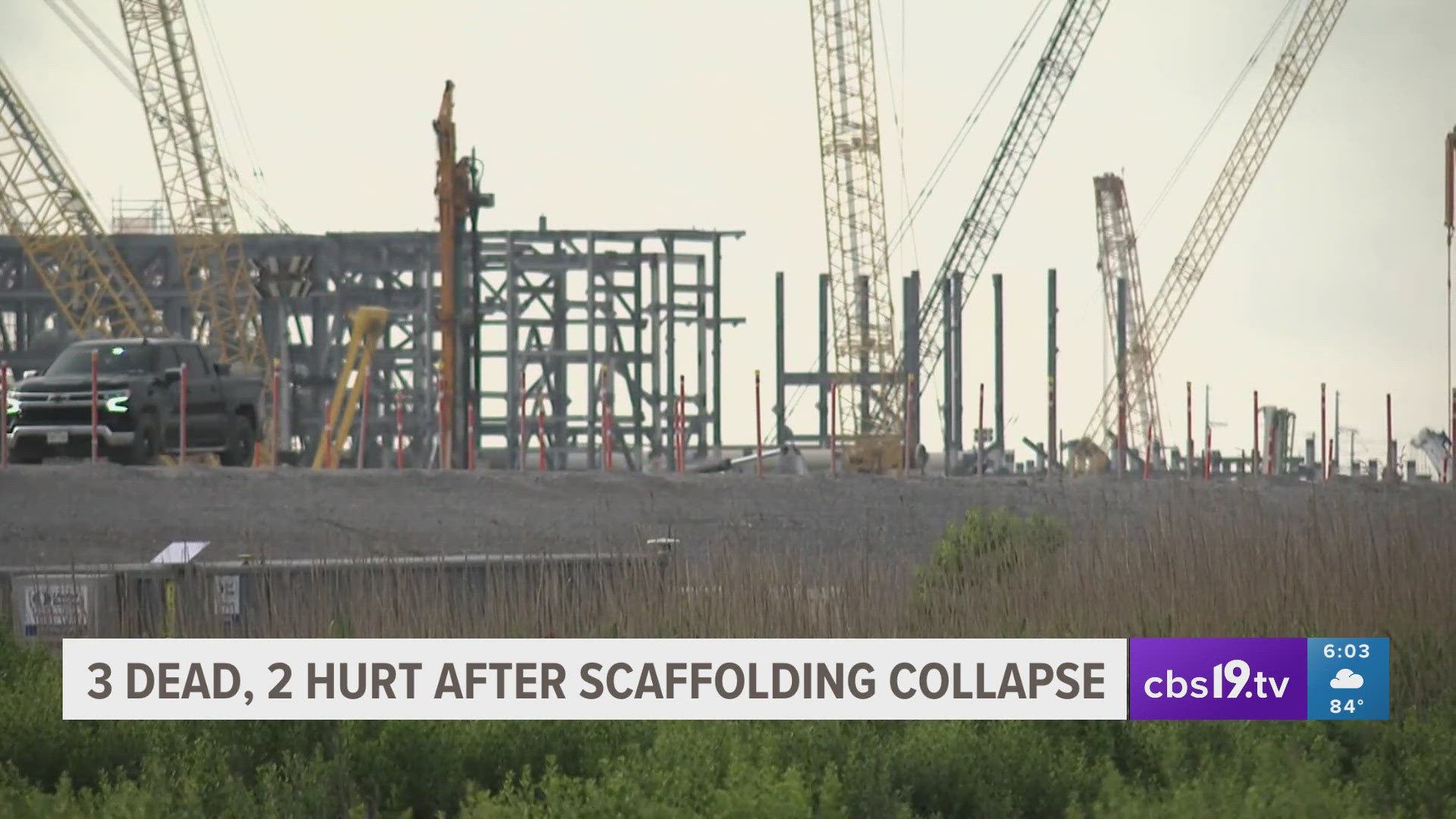 3 dead, 2 hurt after scaffolding collapse