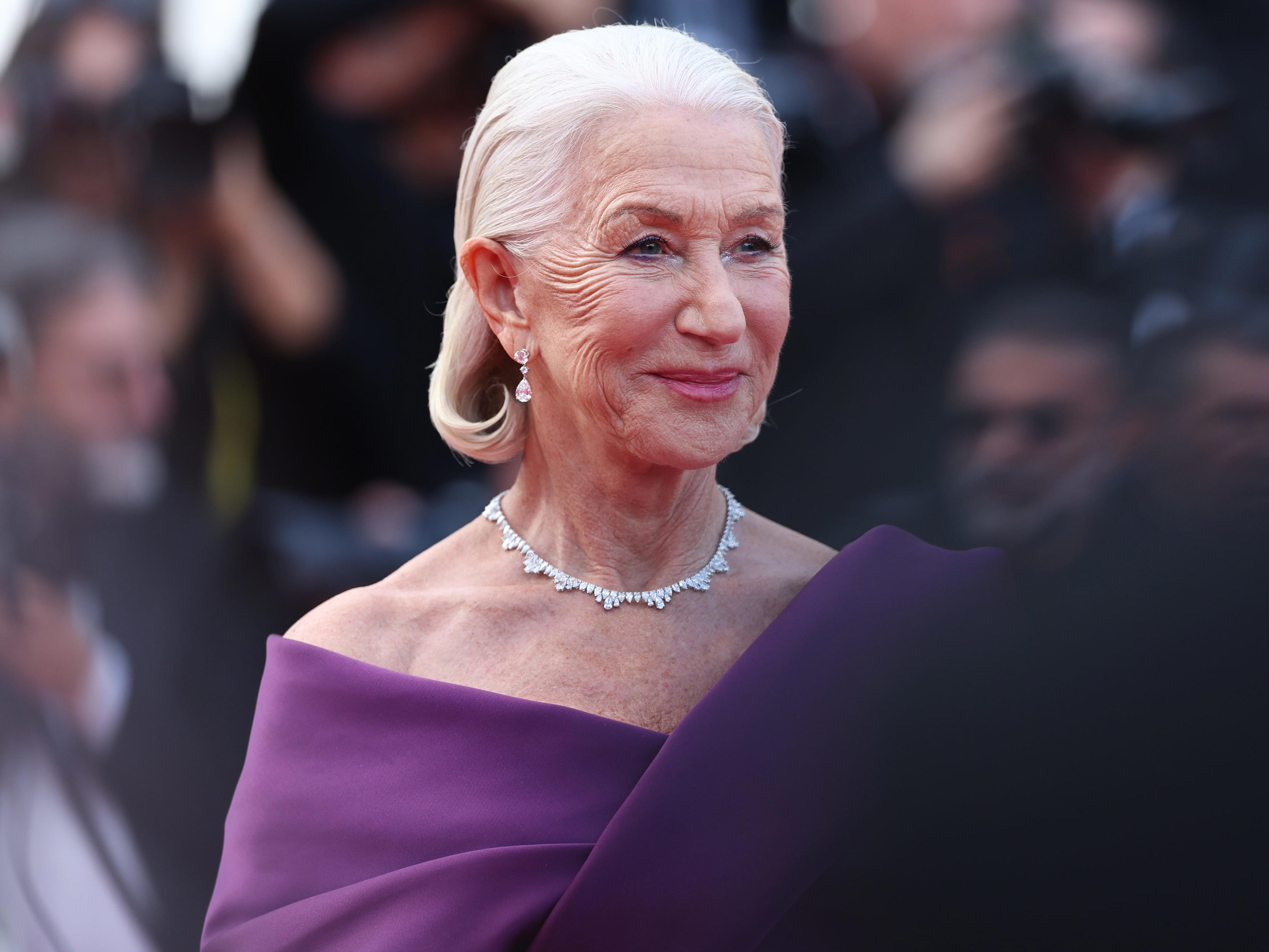Helen Mirren, 79, says it's 'never too late' for people in their 50s ...