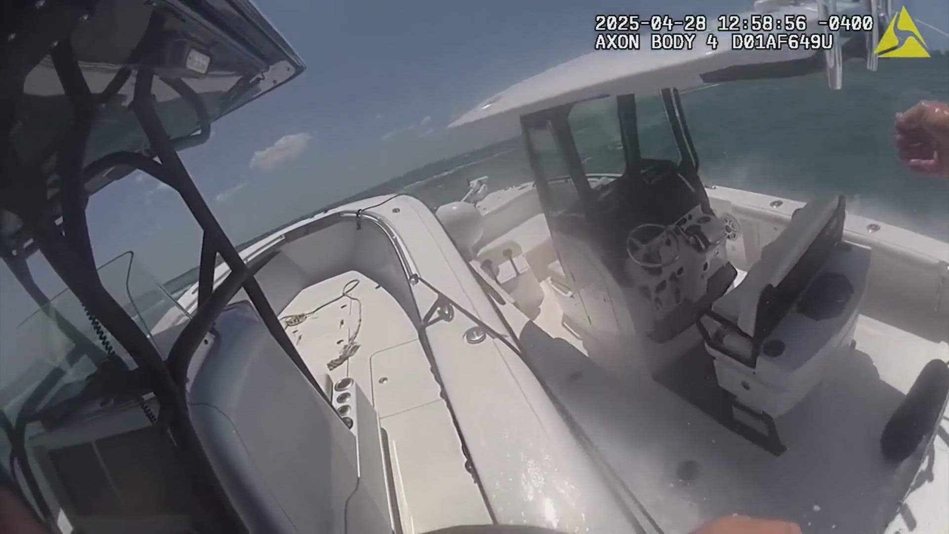 Police stop runaway boat in daring rescue in Florida