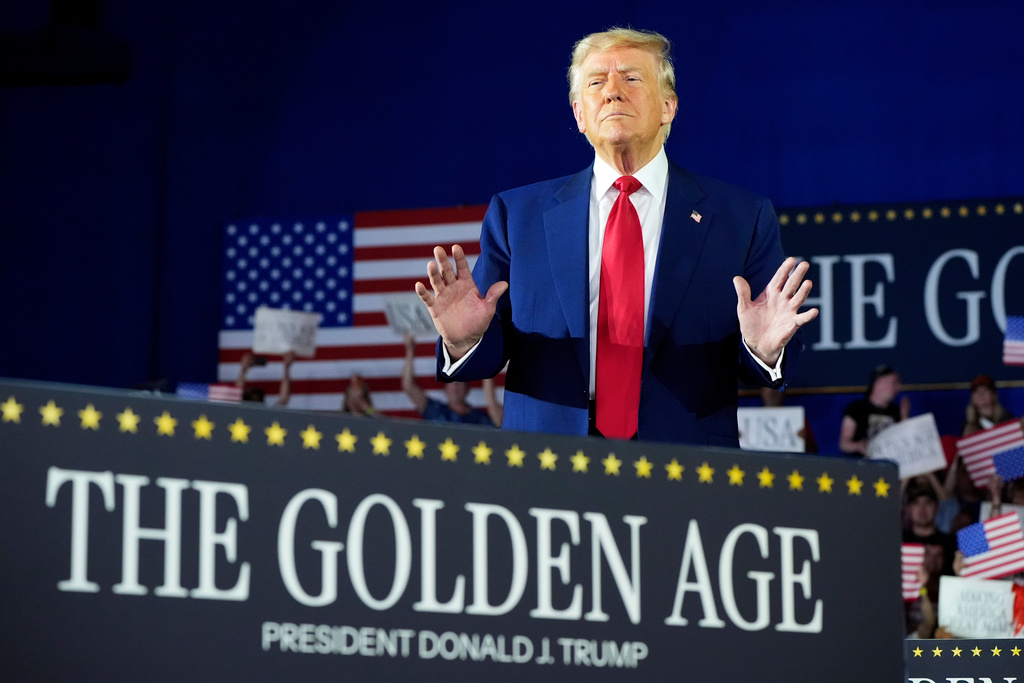 Trump firade första 100 dagarna: "Sunt förnuft"