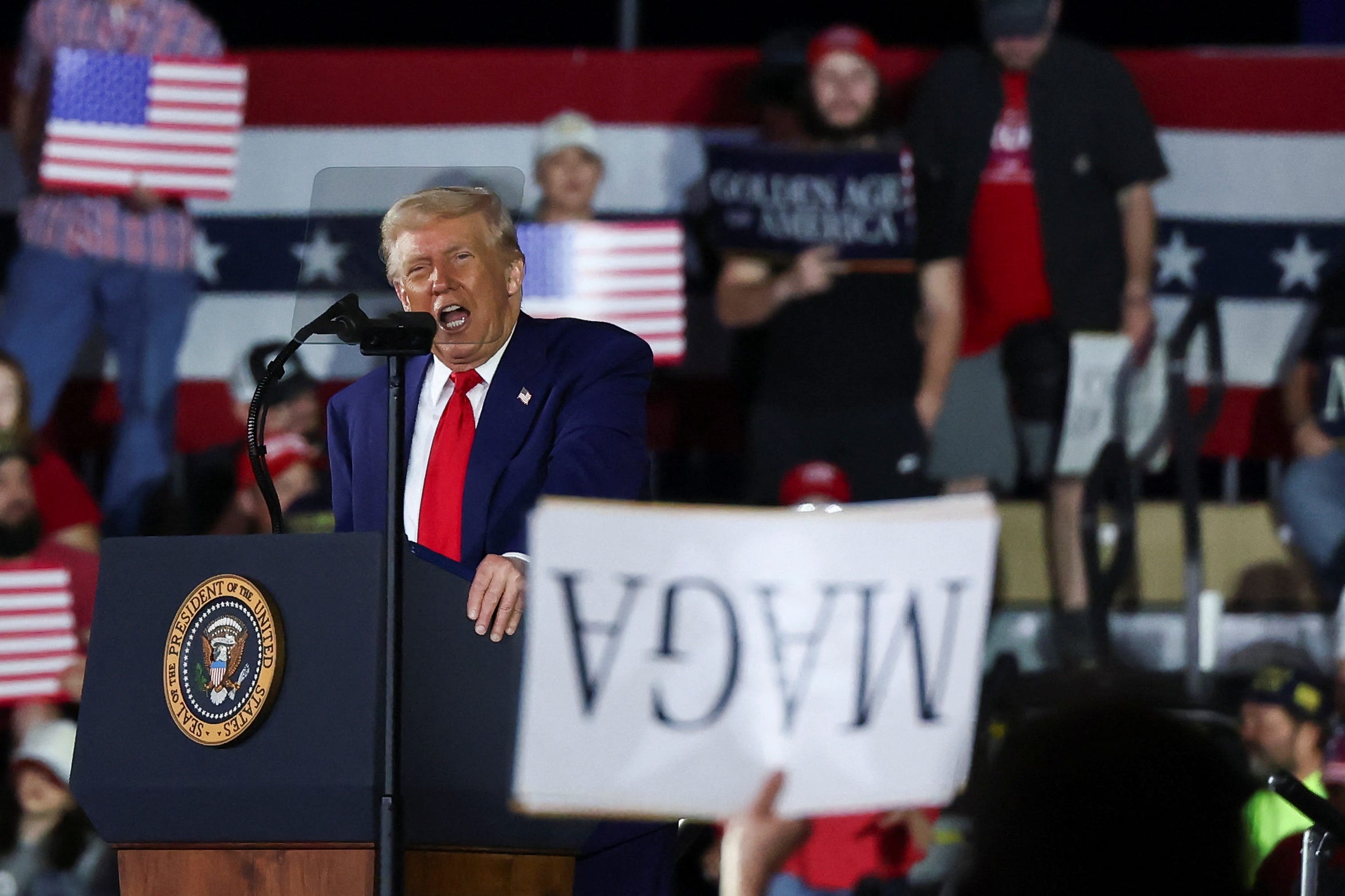 New poll: Trump's approval rating holds at 42% amid worries over ...