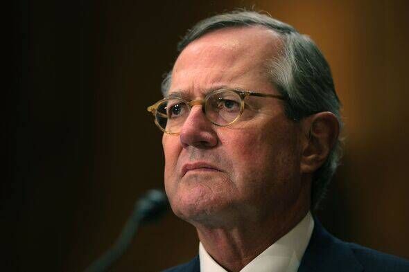 Trump appoints Warren Stephens as US Ambassador to Britain, bolstering ...