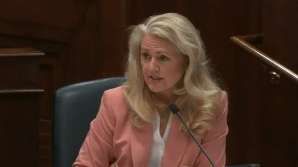 Former State Rep. Robin Smith testifies she used her status to aide ...