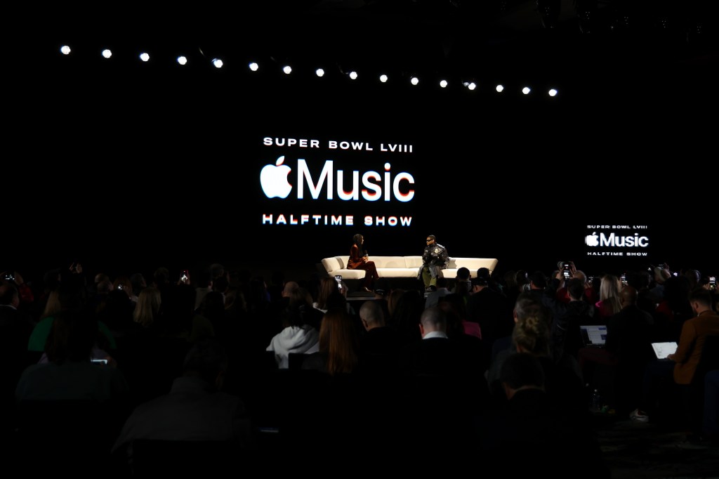 Ole Obermann and Rachel Newman Named Co-Heads of Apple Music