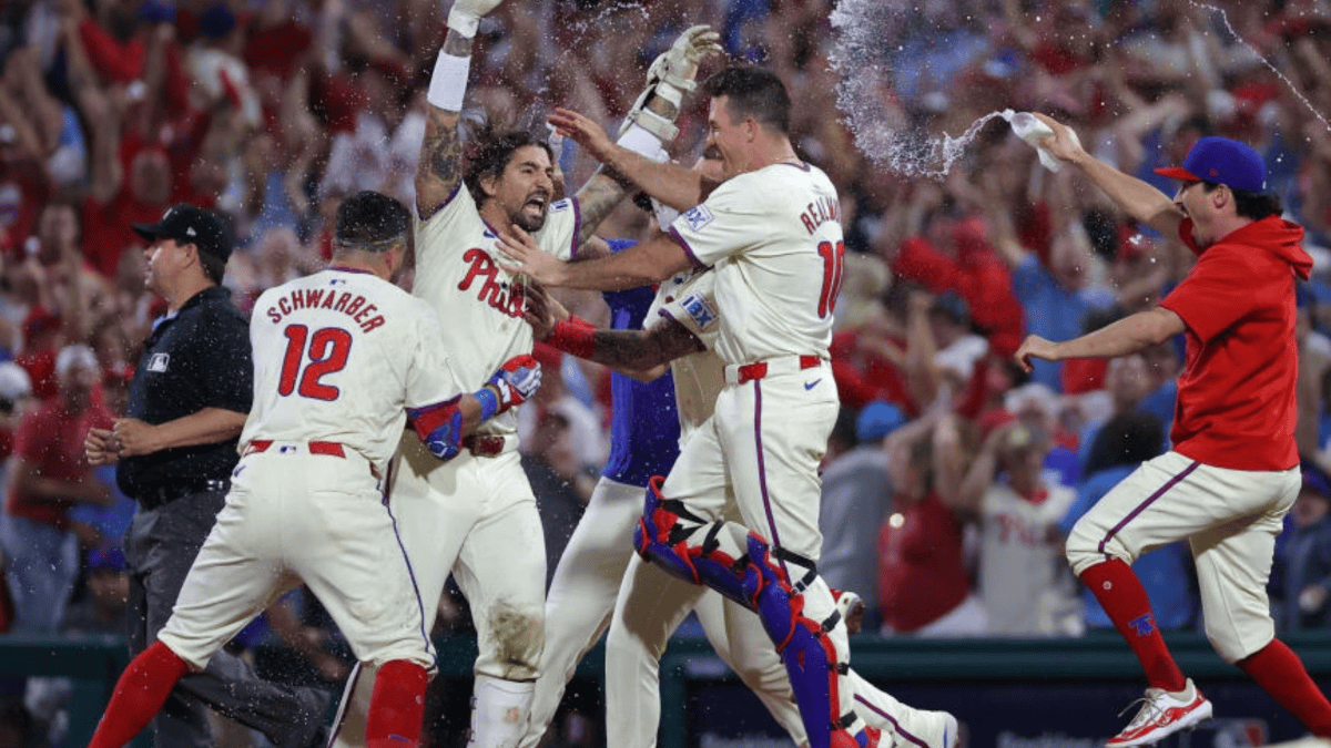 MLB: Errors and Wild Pitch Gift Phillies an Unbelievable Win Over Nationals