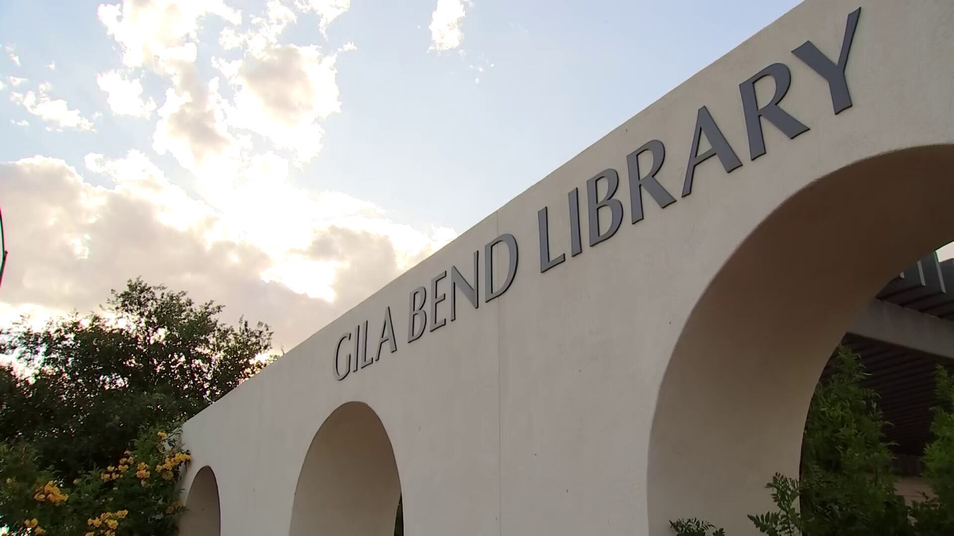 Why Gila Bend’s only public library is set to close