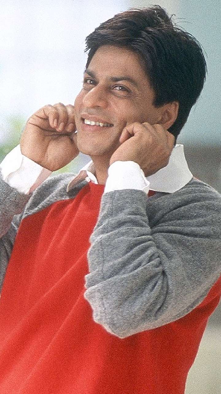 Main Hoon Na Turns 21: 5 Life Lessons To Learn From SRK’s Film