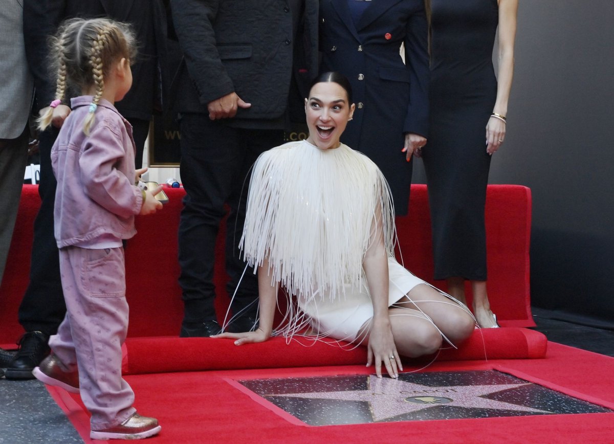 Famous birthdays for April 30: Gal Gadot, Johnny Galecki