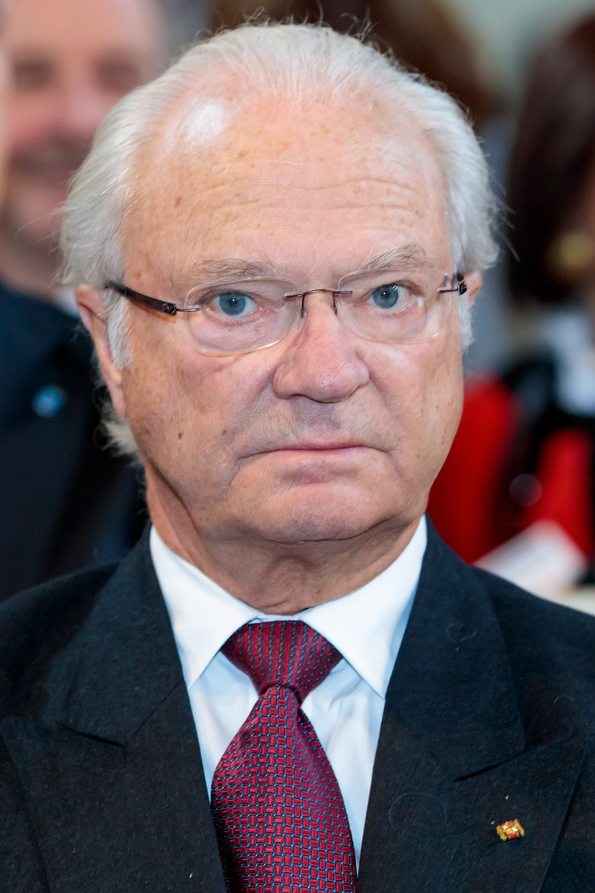 ¿Qué le pasa al rey Carl Gustaf?