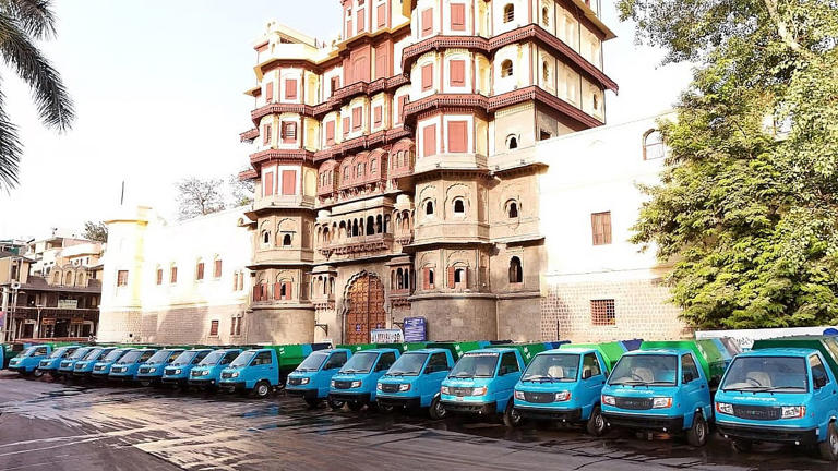 Cleanest city Indore gets 100 electric garbage collection vehicles to ...