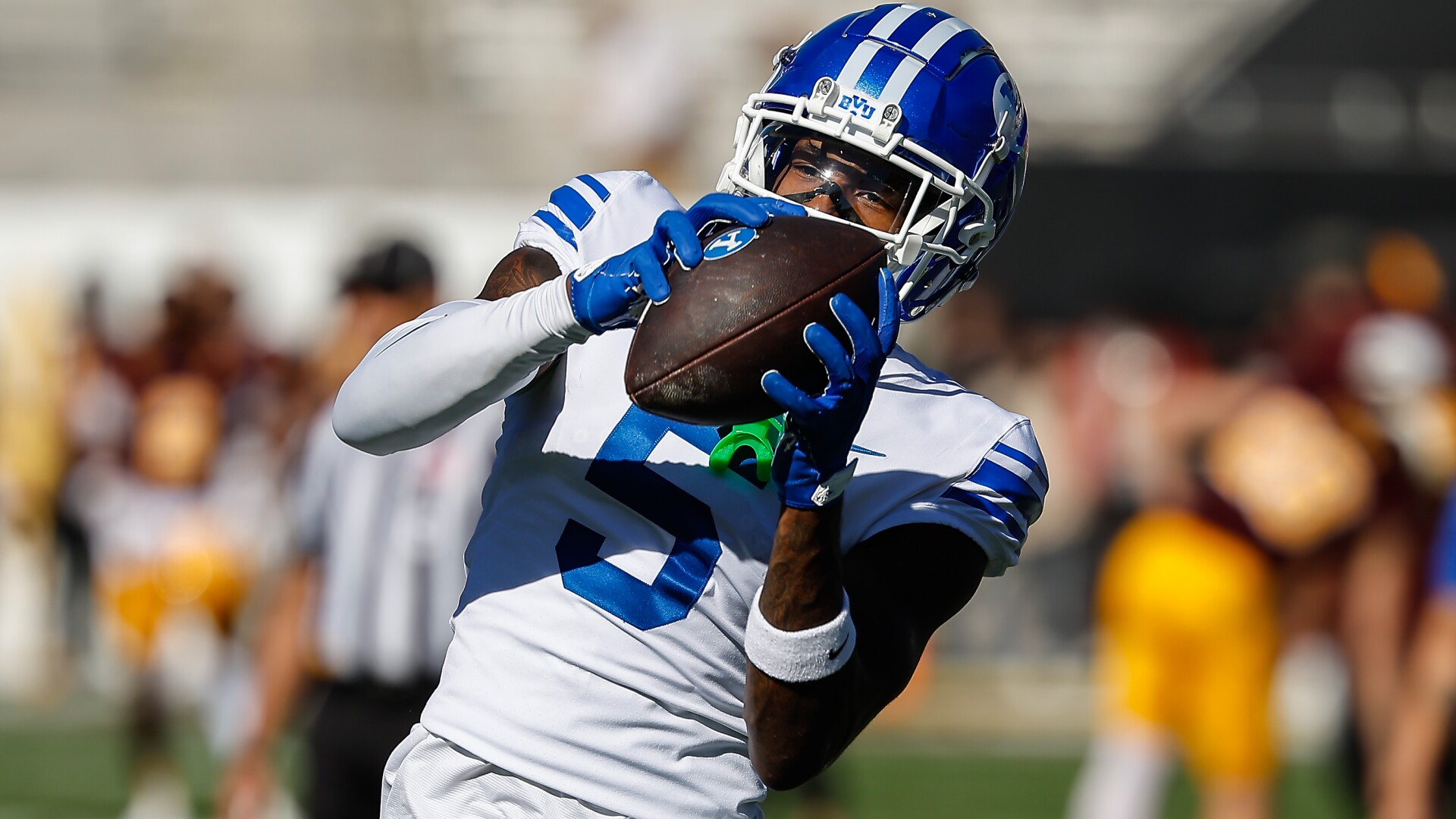 Jaguars sign undrafted WRs Darius Lassiter, Dorian Singer