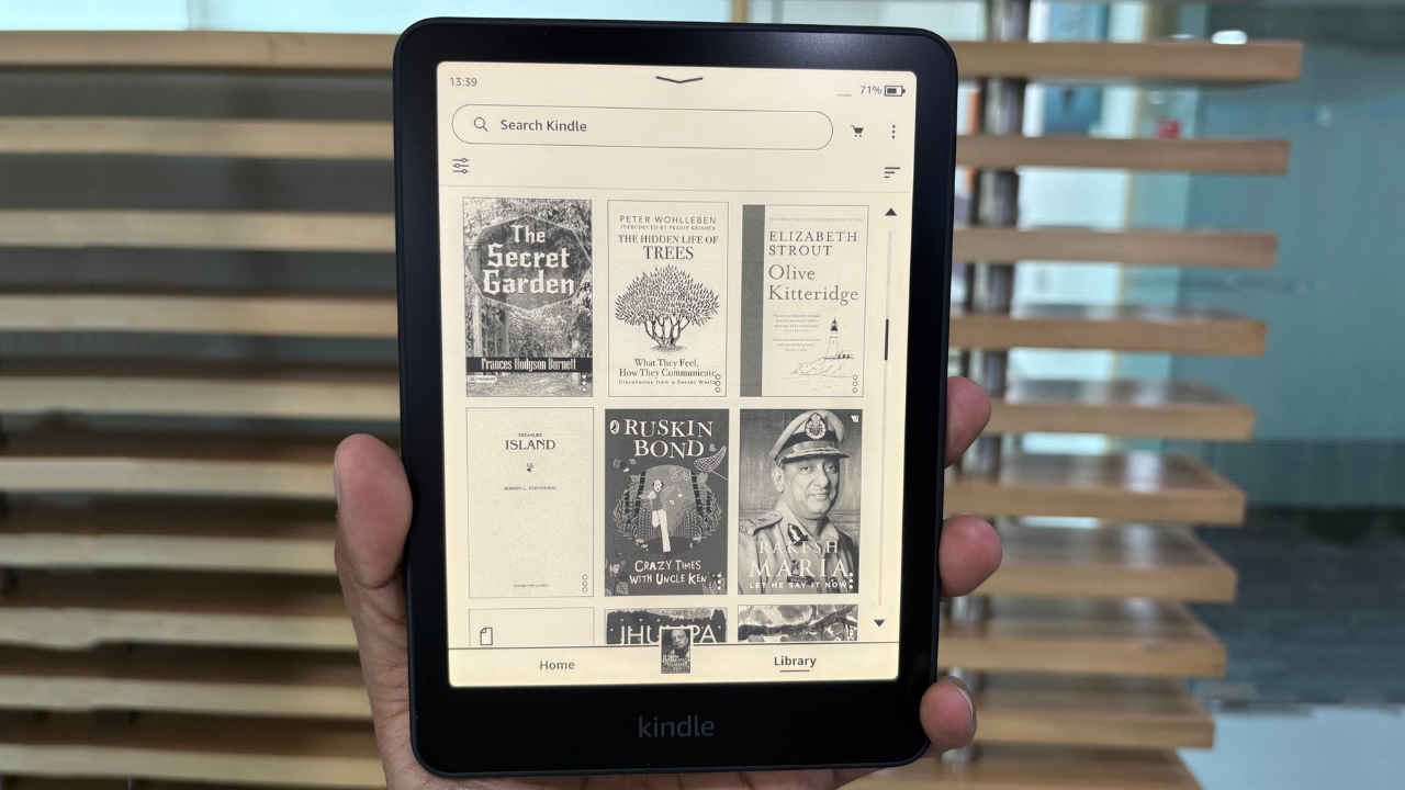 Kindle Paperwhite 2025 (12th Gen) Review: A better Kindle, but a ...