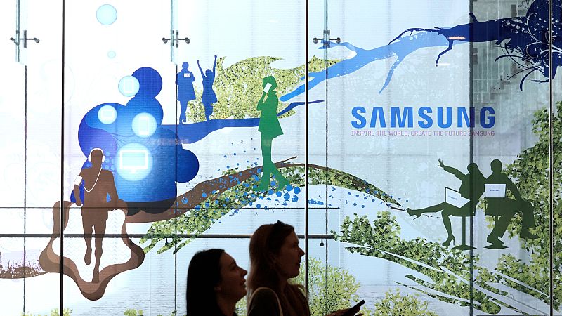 Samsung sees revenue increase but gives gloomy tariff-related outlook
