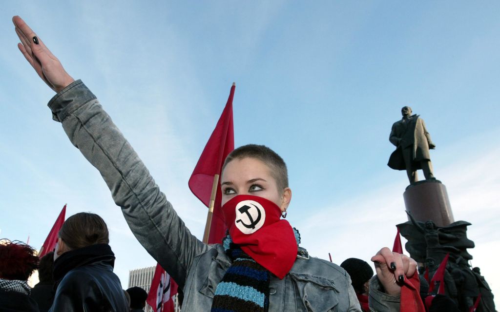 US-Neonazi-Führer als russischer Spion enttarnt? Schockierende ...