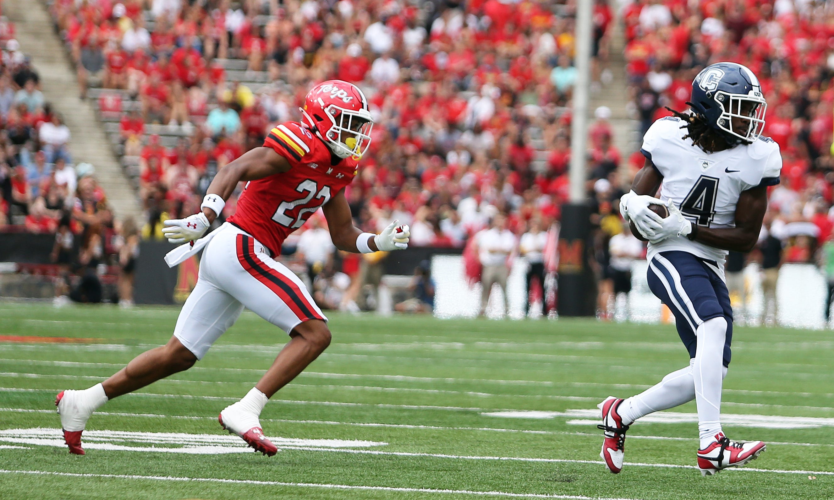 Wisconsin football reportedly expressing interest in UConn transfer ...