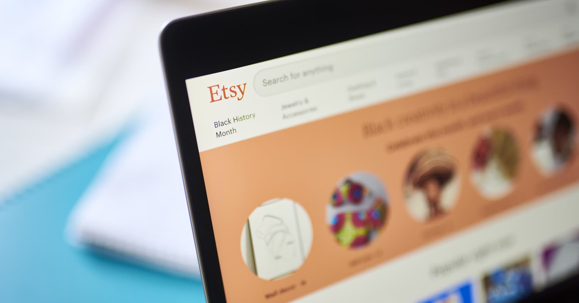 Etsy shares sink after earnings as company says it’s ‘staying nimble ...