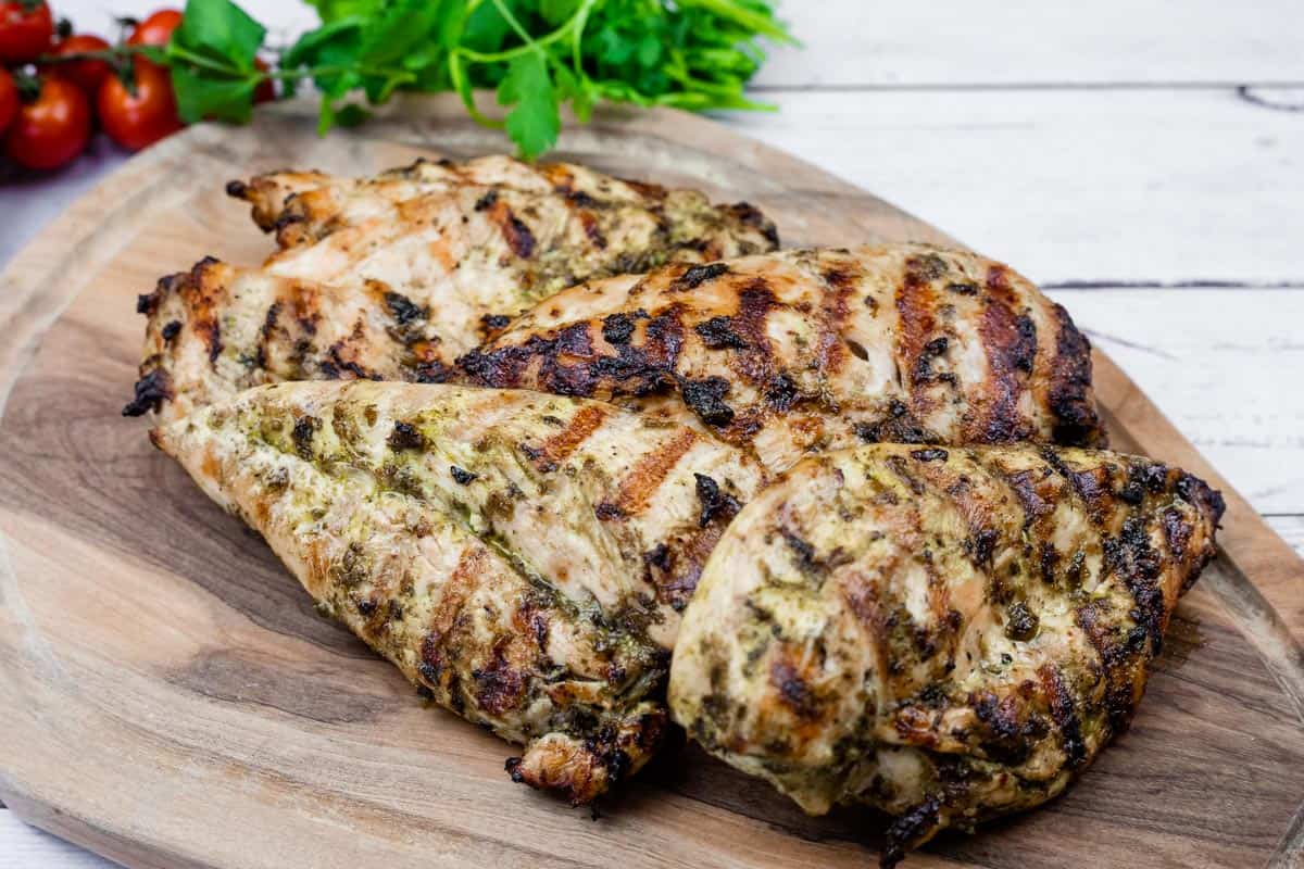 41 Easy Entrees Big Enough to Feed the Whole Crew and Good Enough to ...