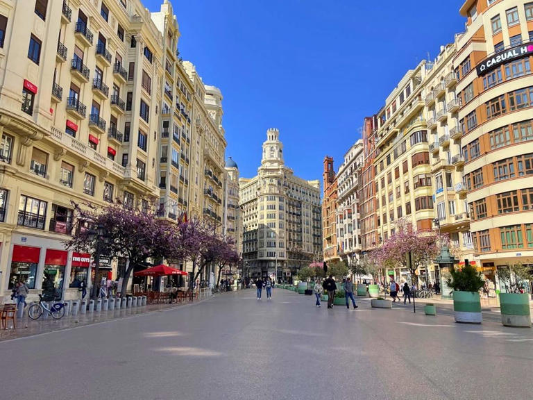 Is Valencia Worth Visiting? Travel Guide + Tips