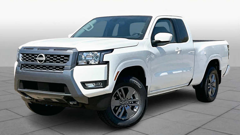 10 Best Two-Door Pickup Trucks for Maximum Utility in 2025