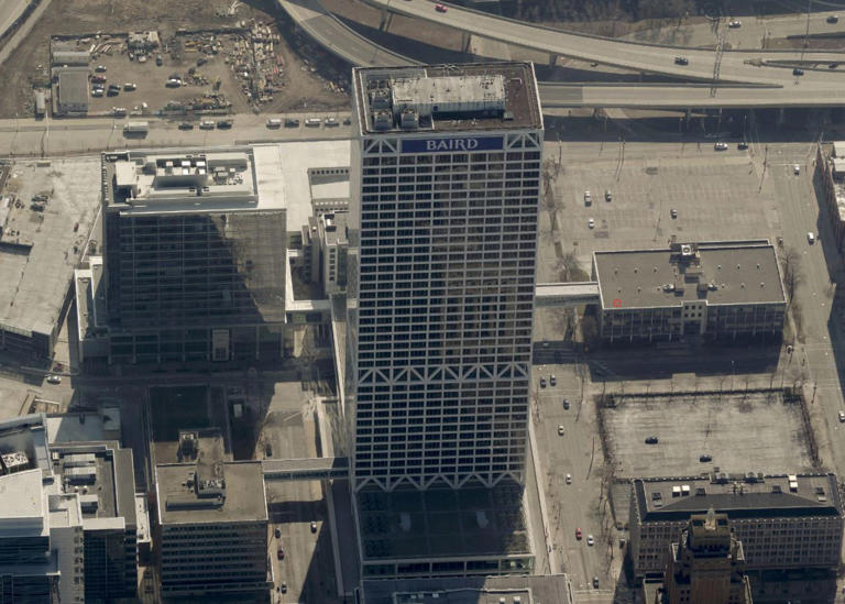 110-Hour Workweeks Drove Young Bankers at a Boutique Firm to the Brink