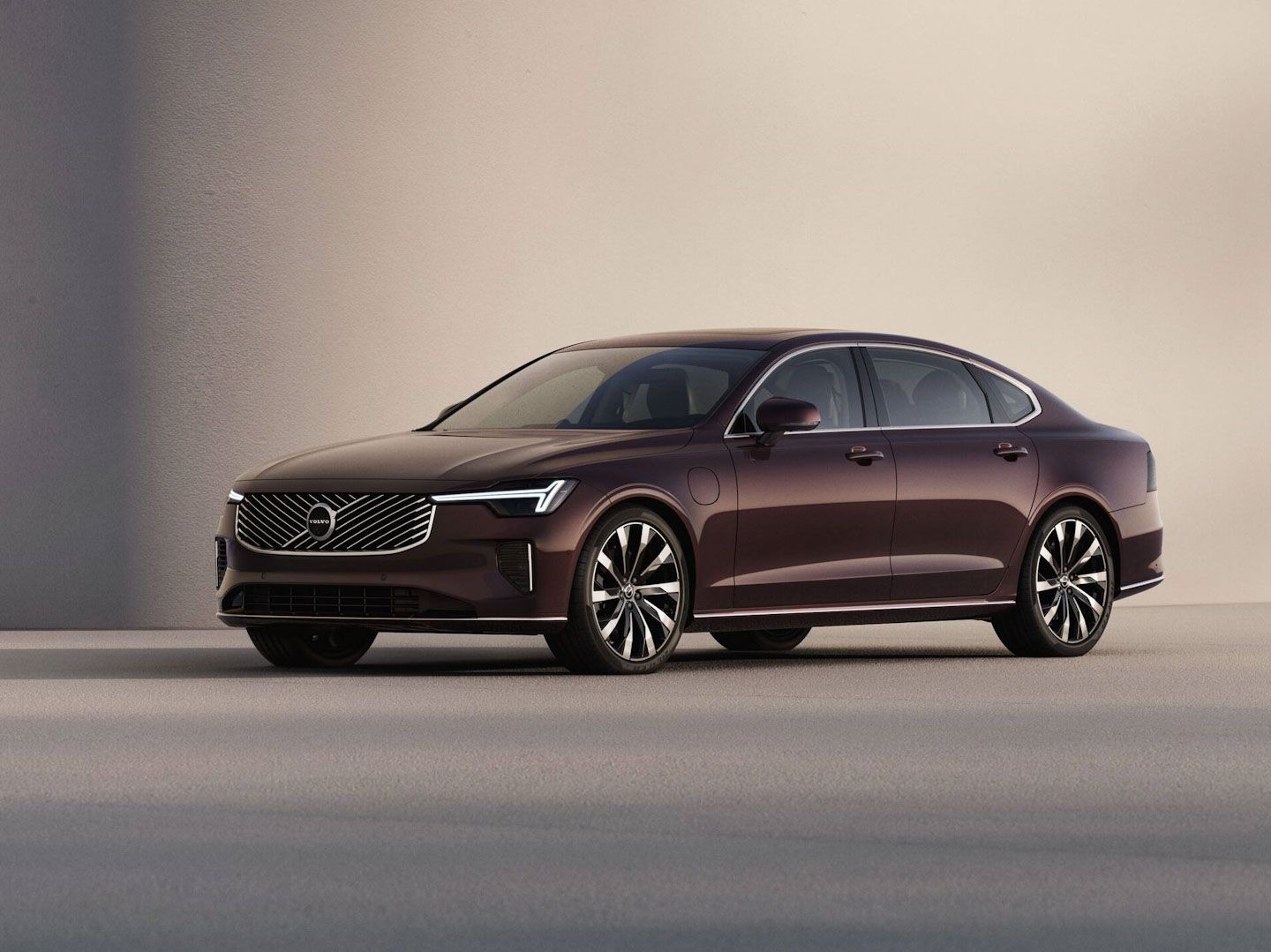 Versi Baru Tank Swedia Sedan, Simak Nih Detail Ubahan Volvo S90