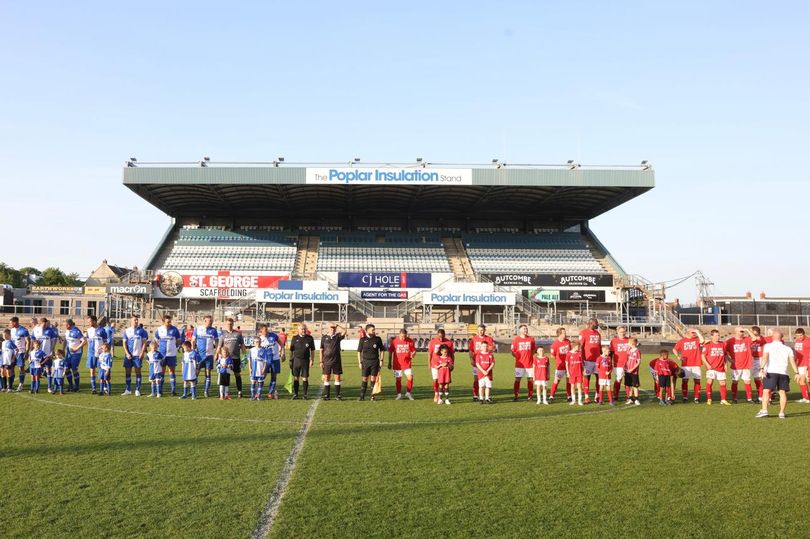PICTURE GALLERY: Bristol Rovers legends beat Bristol City legends in ...