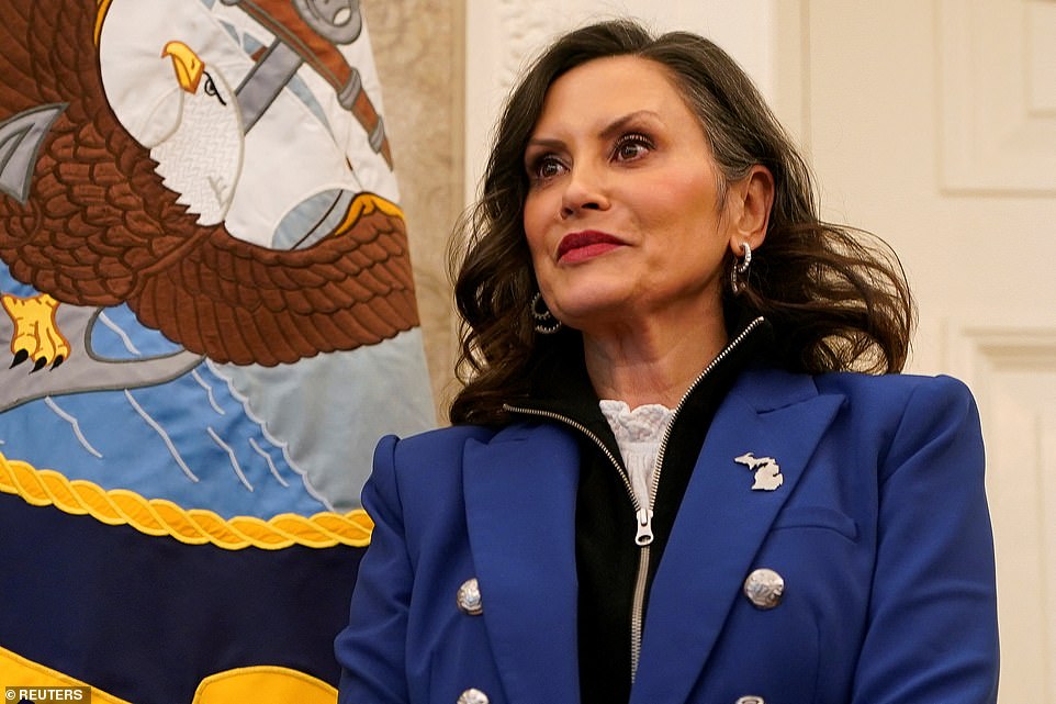 Trump brings Gretchen Whitmer on stage during Michigan appearance