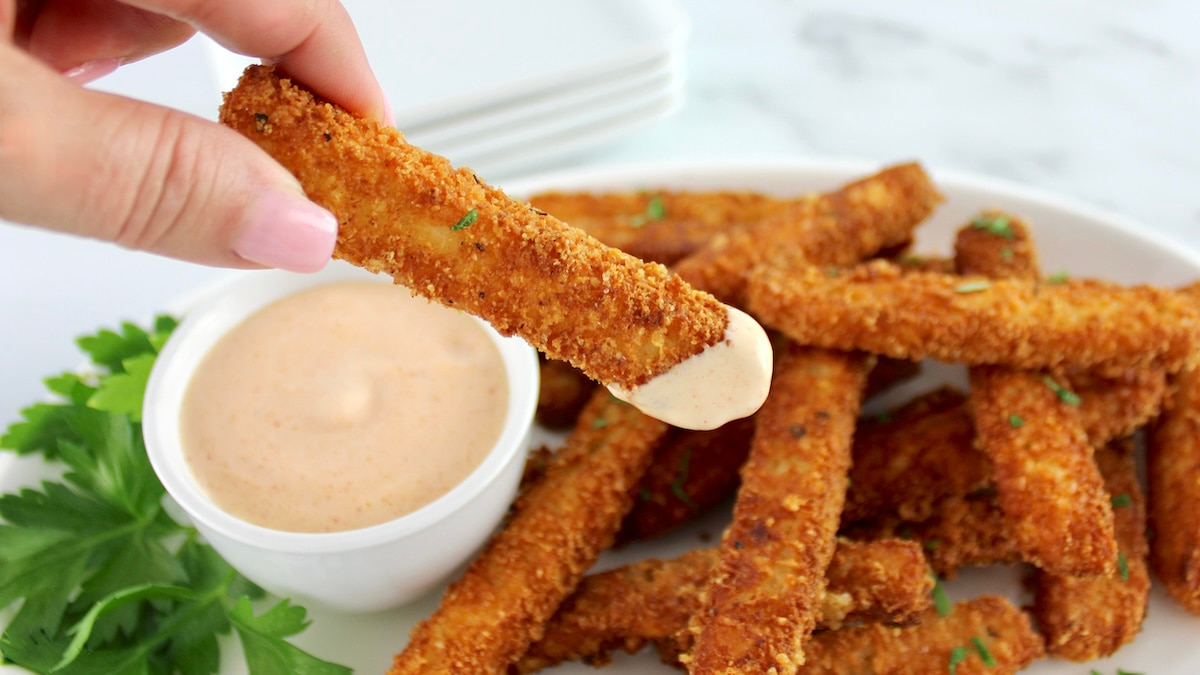 24 Keto Appetizers That’ll Disappear Before Dinner Is Served