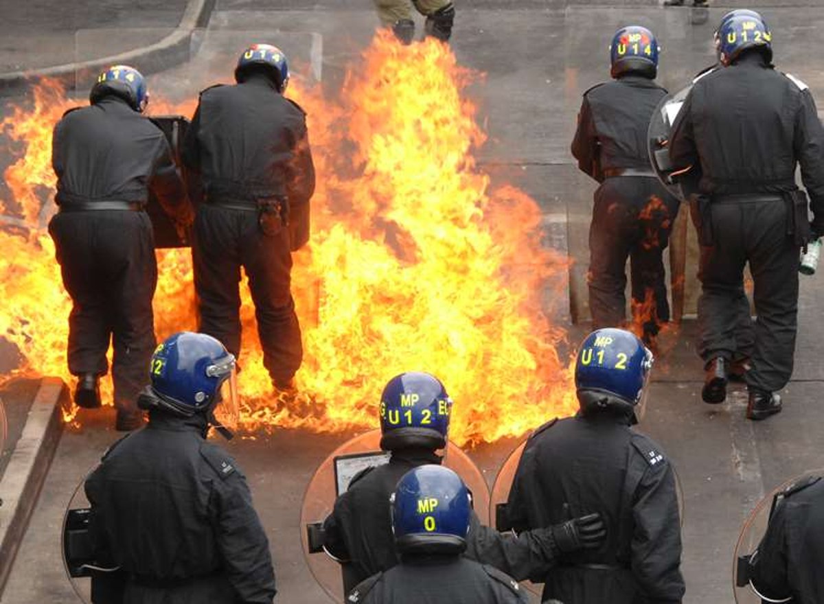 Five Met Police officers facing sack after petrol bombs thrown and car ...