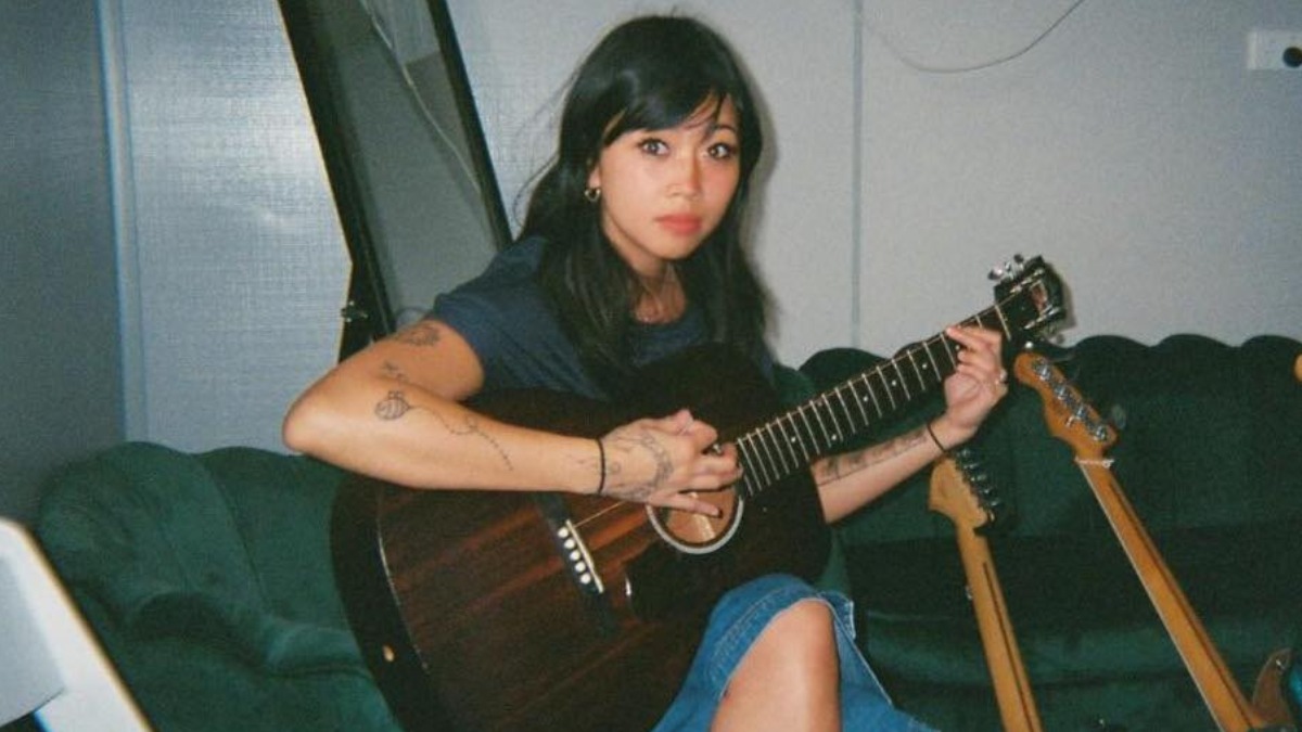 Deconstructing the 'Performative Man': Matcha Lattes, Tote Bags, and Clairo