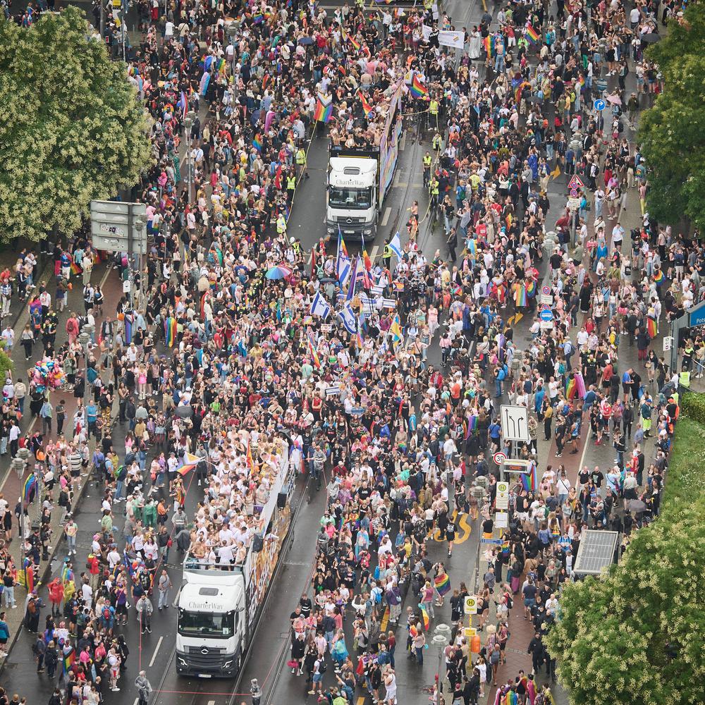 1300 Polizisten, Monrose am Brandenburger Tor: Das Wichtigste zum ...