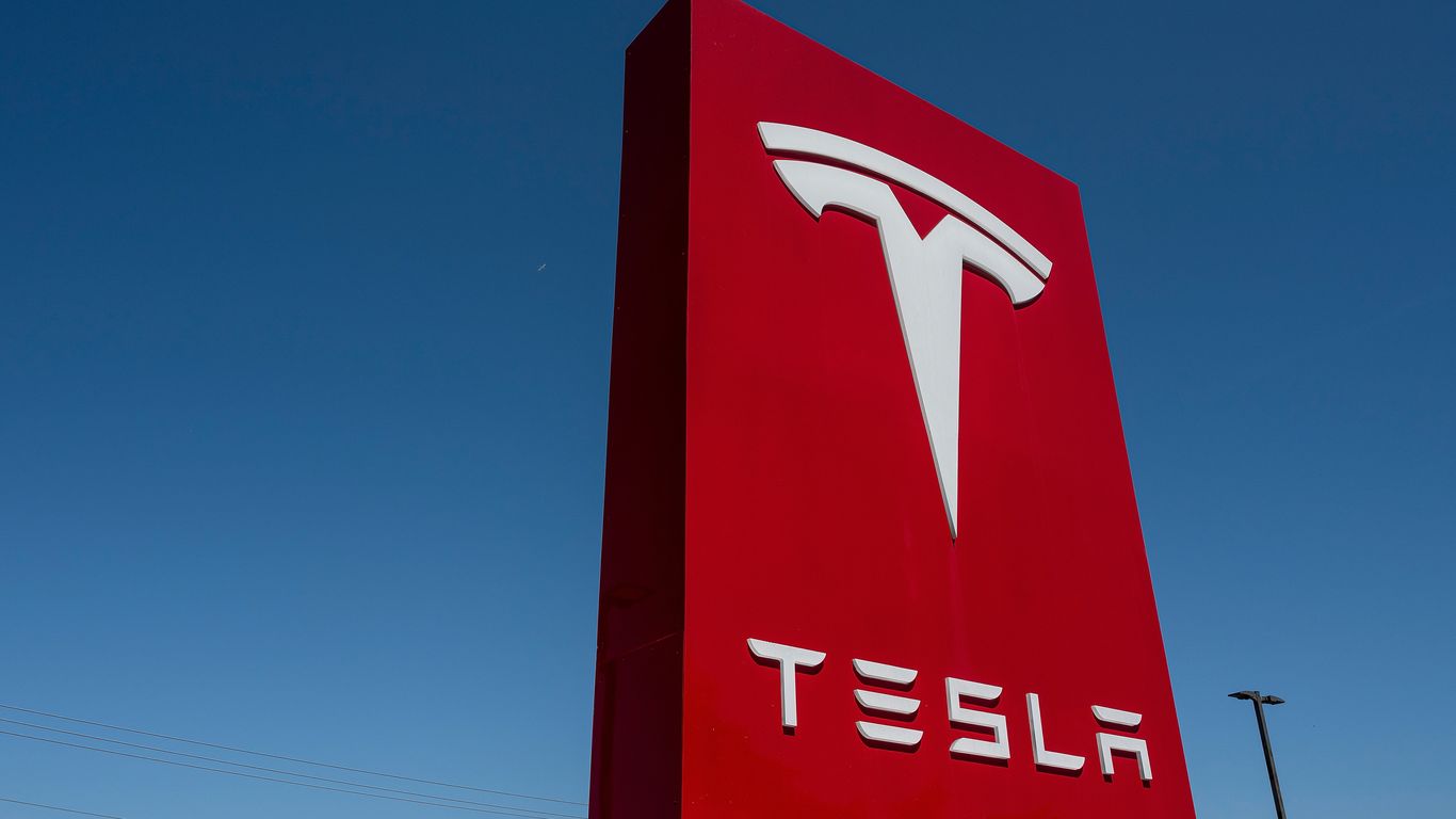 Tesla and Trump backlash grows with Arizona Cybertruck fire