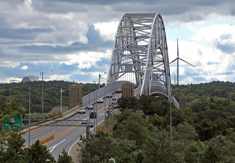 Homes to be seized for Sagamore Bridge replacement: 'We're a checkbox'
