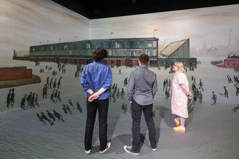 You will soon be able to walk INSIDE one of L.S. Lowry's most iconic ...