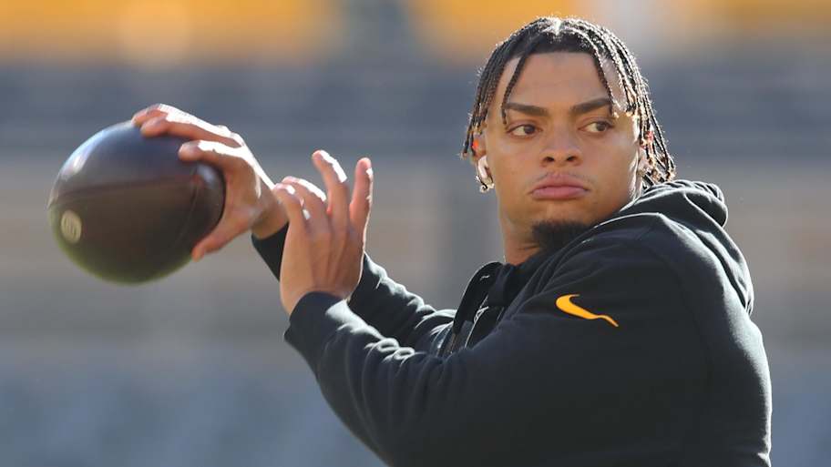 Jets' Biggest Draft Upgrade 'Should Bode Well' For Justin Fields, NFL ...