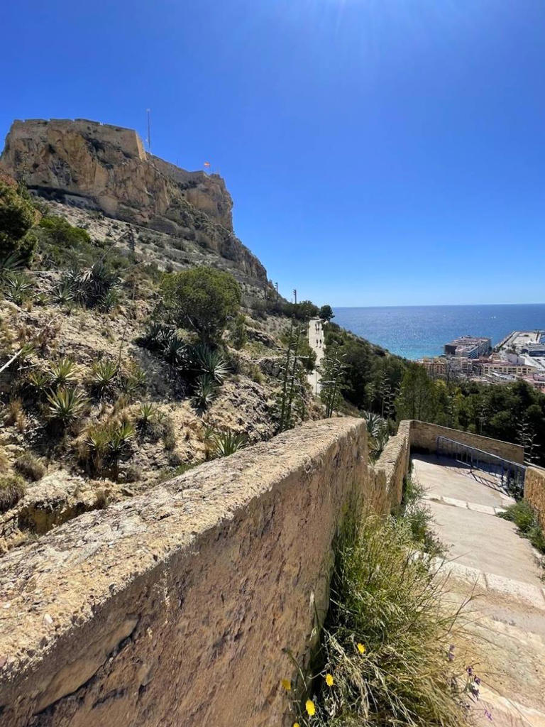 Alicante 2 Day Itinerary: Best Things to Do, See, & Eat