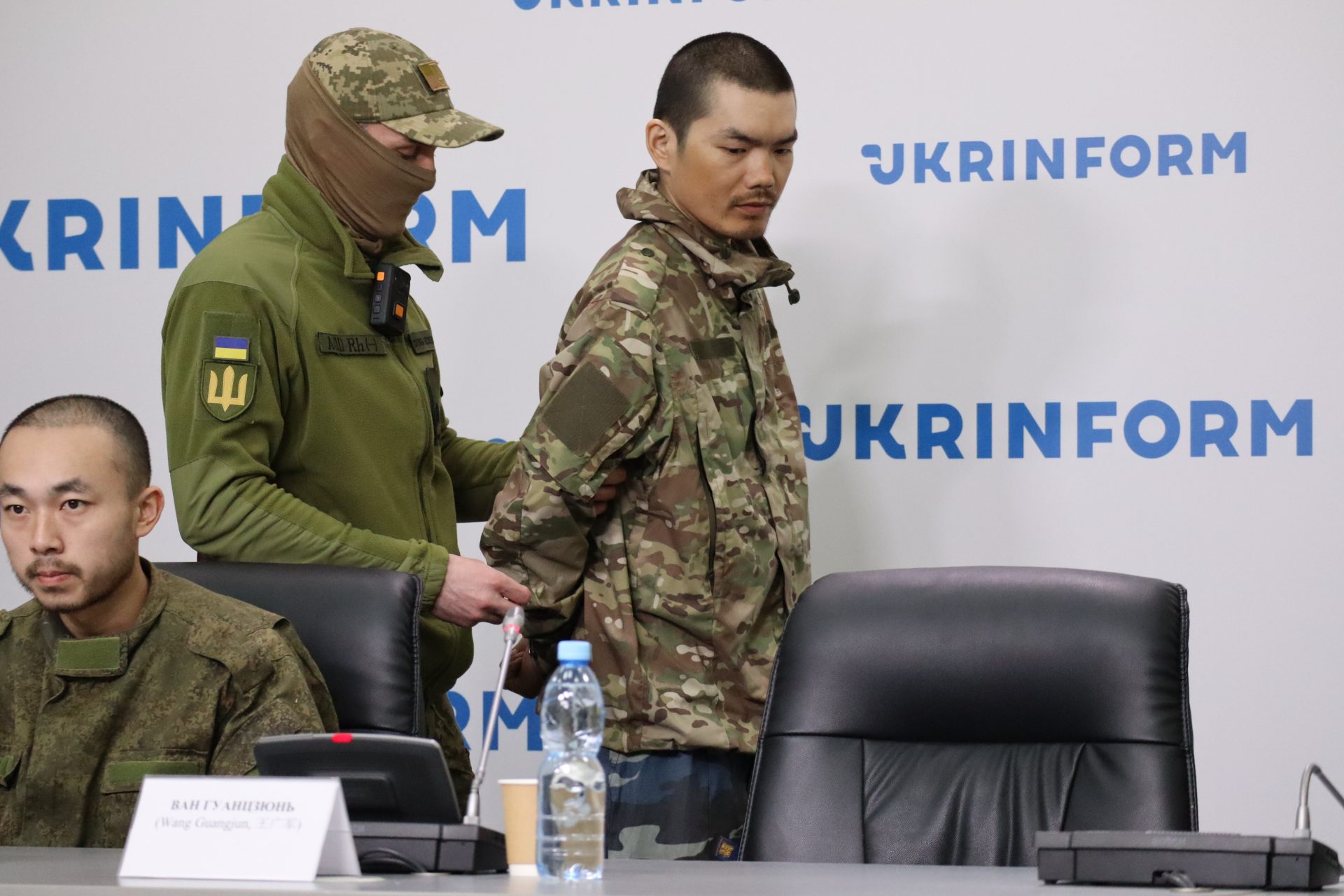 La Russie serait moins forte qu'elle ne le prétend, selon deux soldats ...