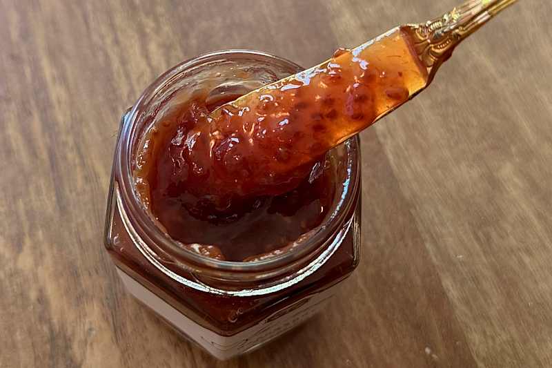 I Tried Meghan Markle's New Raspberry Spread, and I Totally Get Why It ...