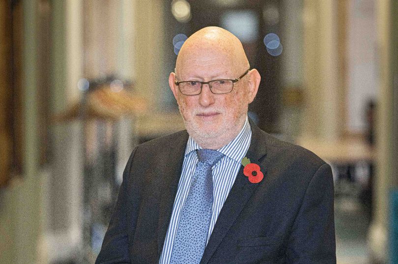 Birmingham bin strike talks - council must not cross equal pay red line ...