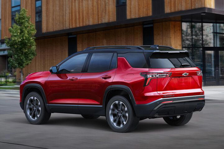 President Trump Signs Executive Order That Blunts Auto Tariffs' Impact