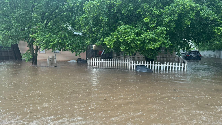 Lexington homes being evacuated due to flooding