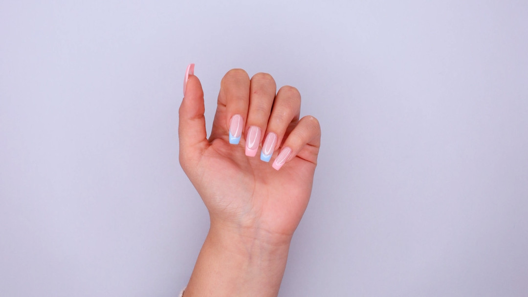 Simple and Minimalist Nail Art